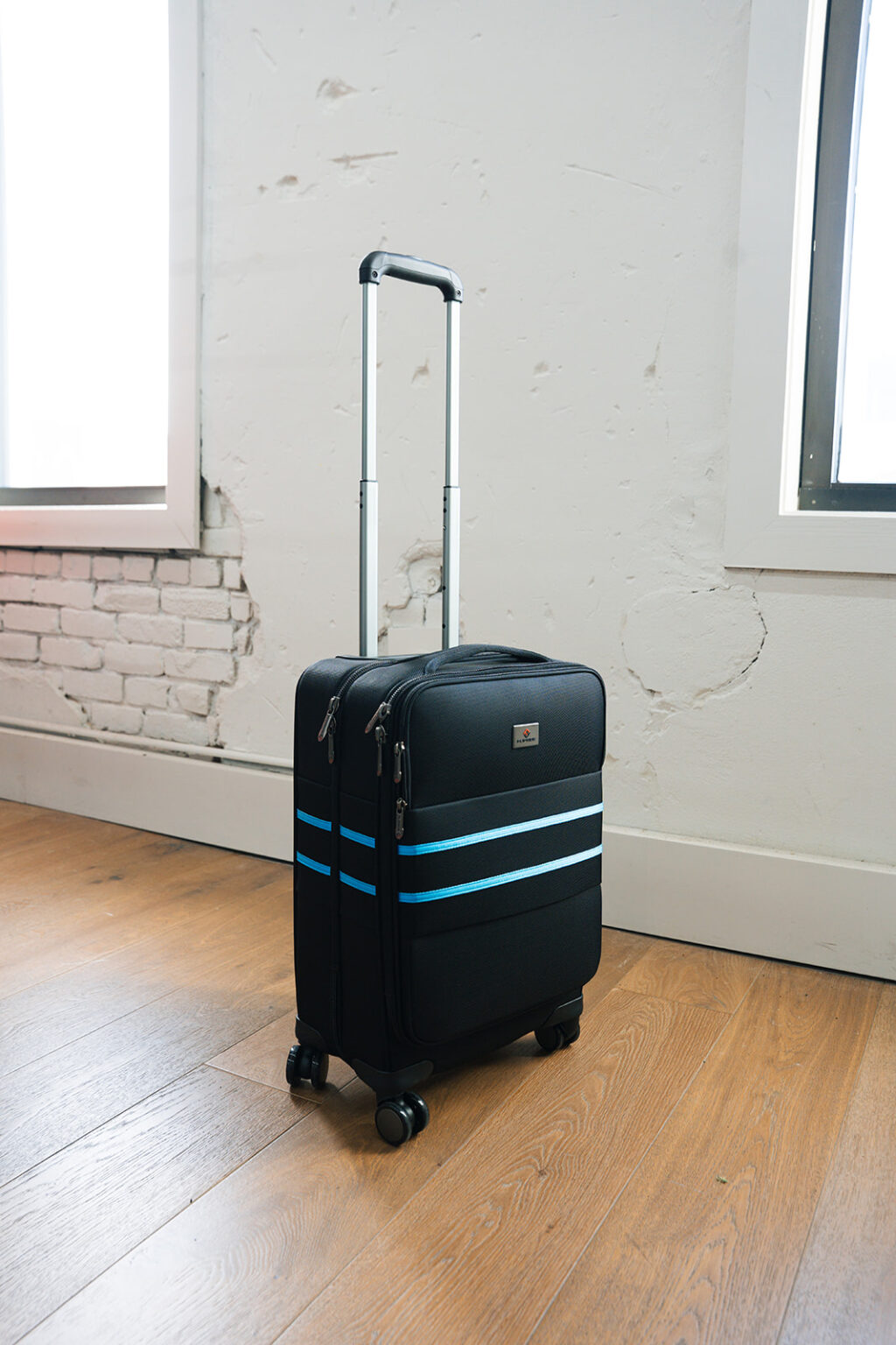 FlipSide Luggage Review: Why Rob Ferretti Designed A Carry On For Real ...